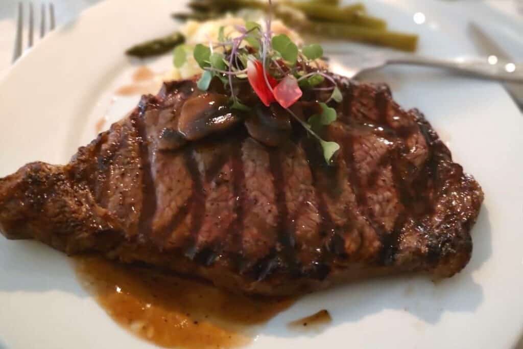 13 Best Restaurants in Natchez, MS (Reviews, Photos, Maps)